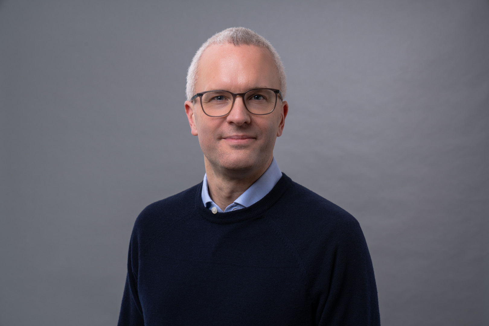 Strategie- und IR-Chef Gonn Weide v... - diy online