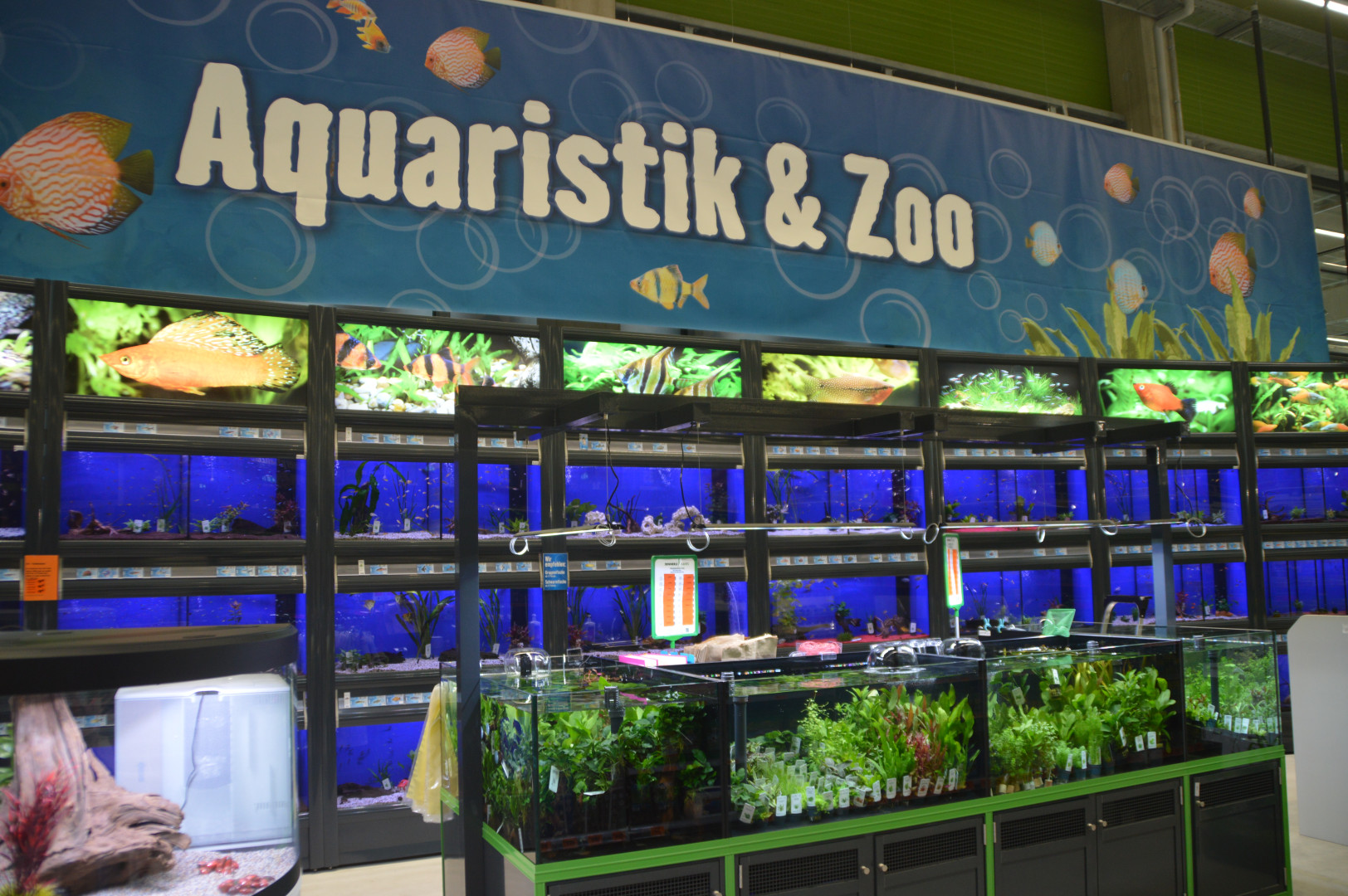 Hornbach eröffnet ersten Markt im B... - diy online