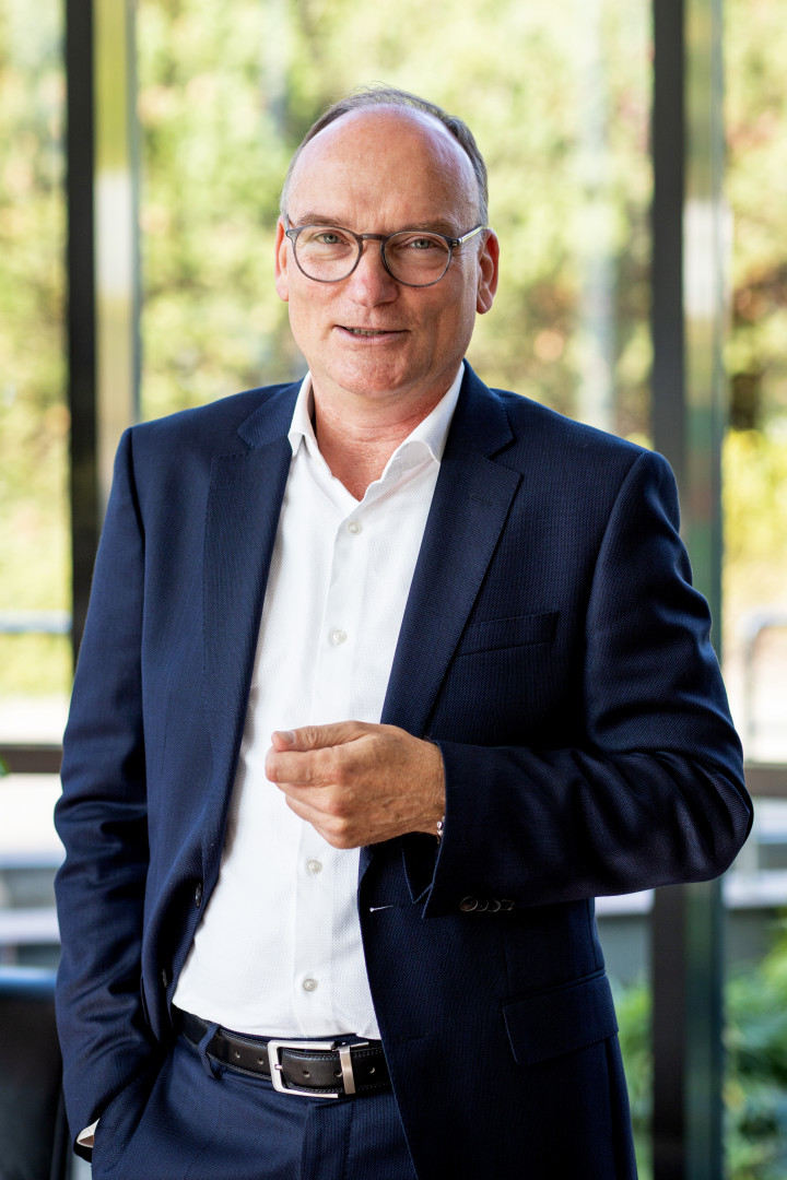 "Kundenzentrierung ist unsere Zukun... - diy online