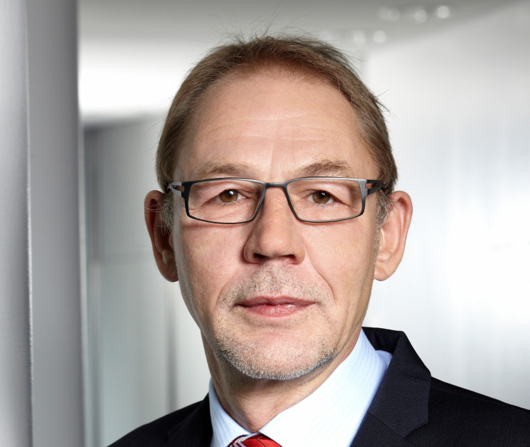 Wechsel im Vorstandsvorsitz - diy online